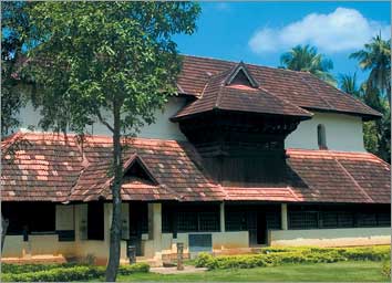 Welcome to Trivandrum District: Nedumangad